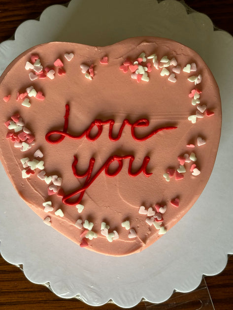 6” heart cake – House Bakes